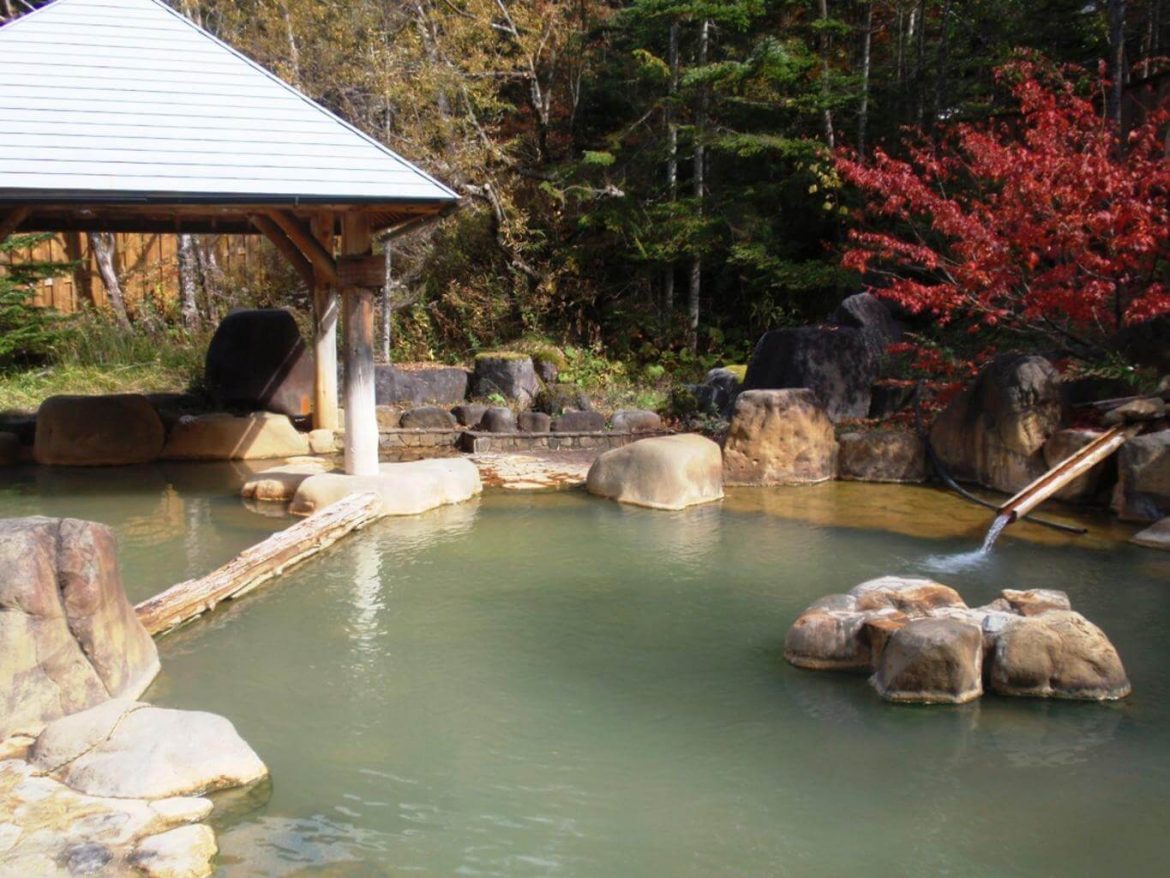 Exclusive Japan Onsen Guide: 5 Tips How to Use Onsens as a Tourist