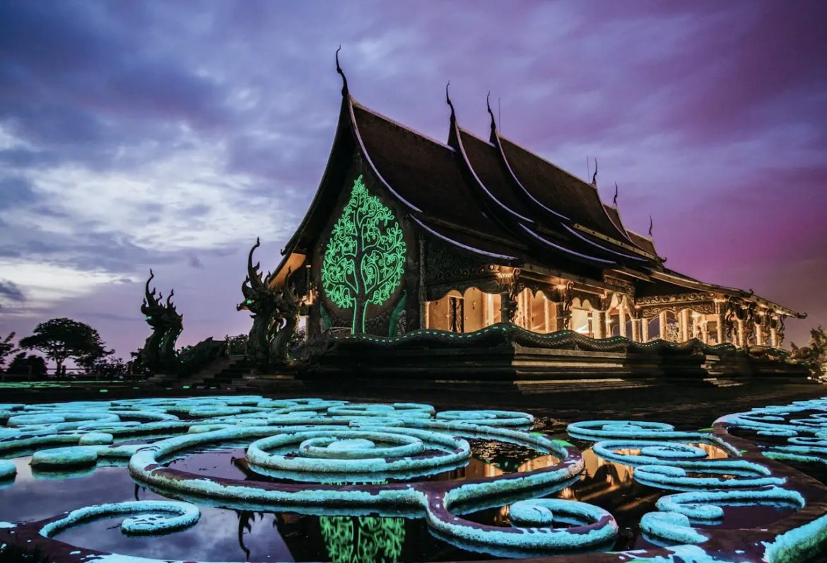 Ubon Ratchathani Travel Guide: Must-See Attractions, Delicious Local ...