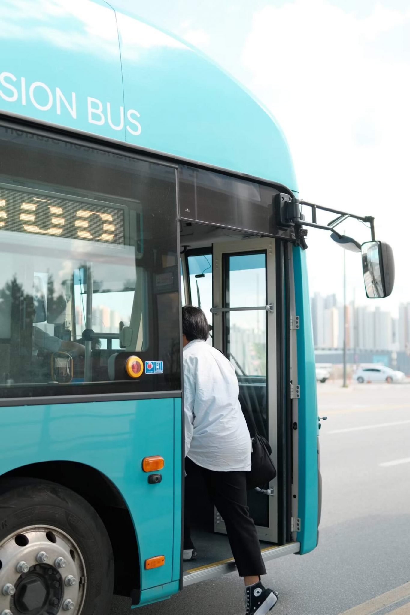 How to Ride the Bus in South Korea: A Simple and Convenient Guide for ...
