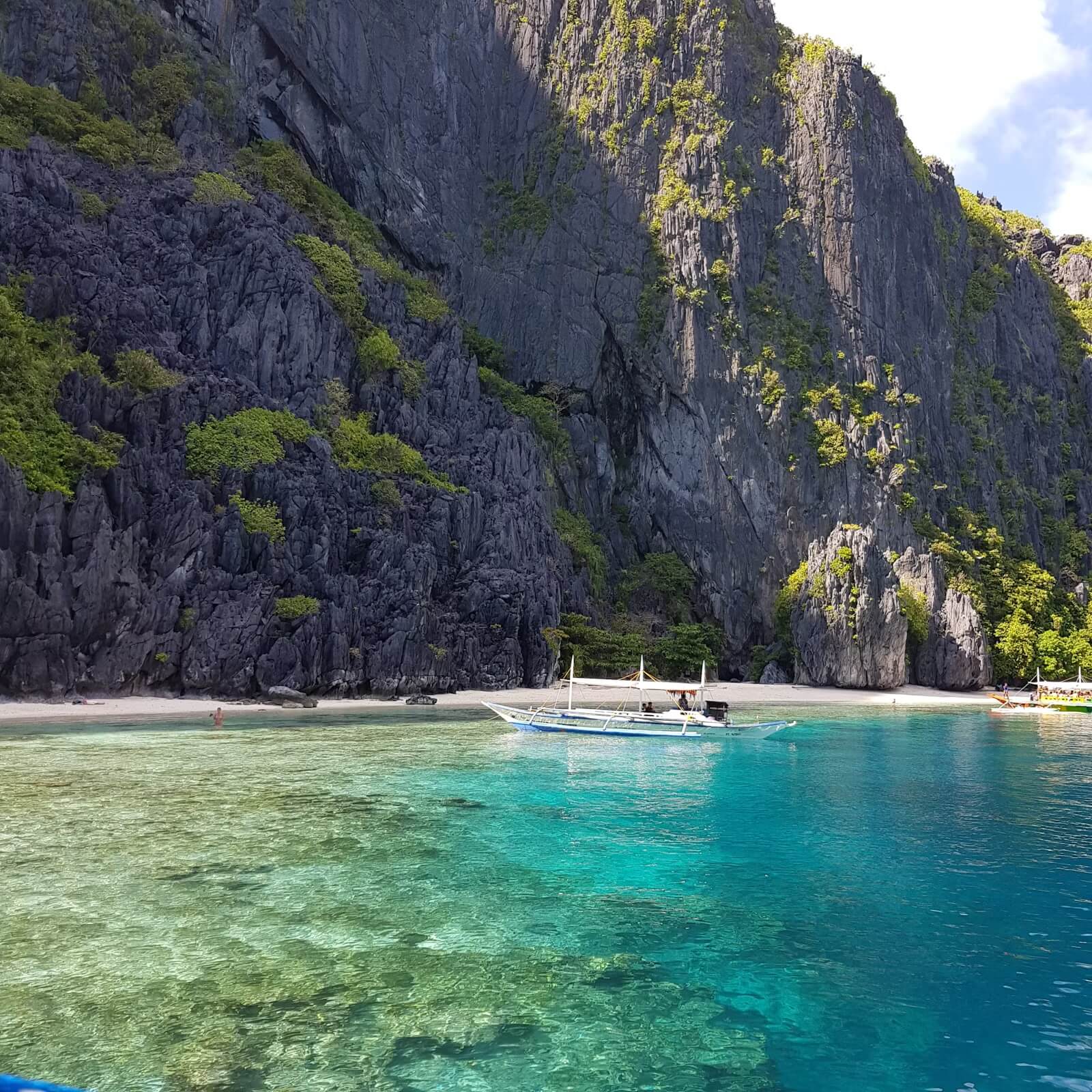 Ultimate Palawan Travel on a Budget: Tips, Free Attractions, and Budget ...